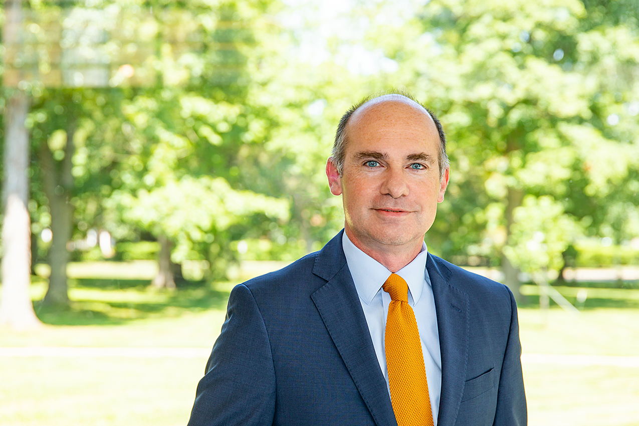 Thomas Hawks | Kenyon College